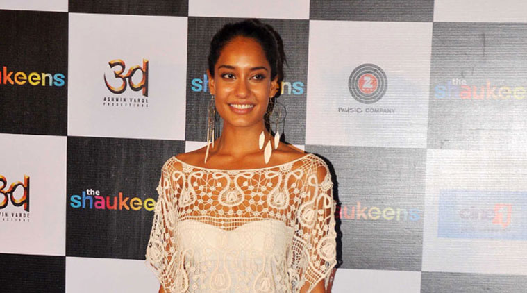 लीजा हेडन को पसंद है दाढ़ी-मूंछों वाले अक्षय कुमार | Jansatta