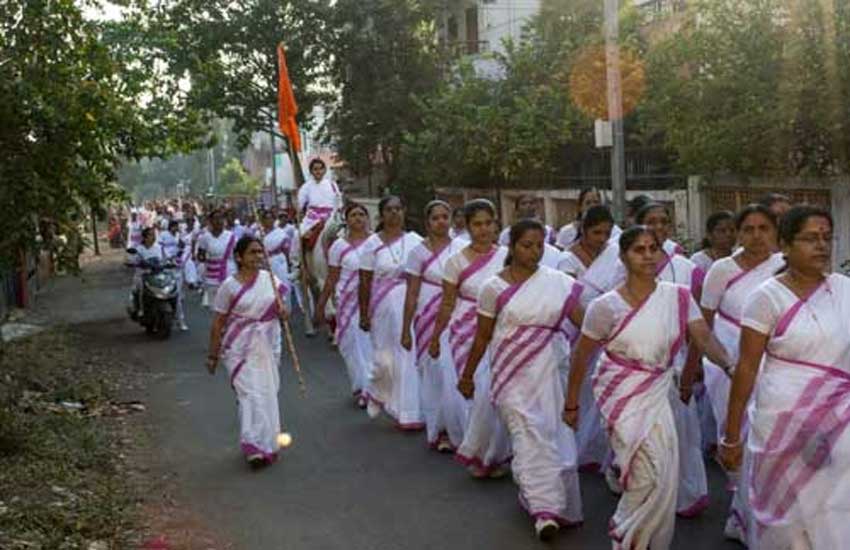 यूपी: RSS से प्रभावित संगठन का शिविर, 450 महिलाओं को दी ‘लव जिहाद के ...