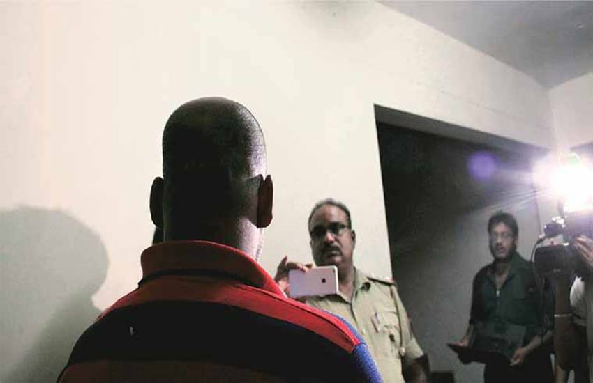 पुलिस ने थर्ड डिग्री दी तो टूट गया बुलंदशहर गैंग-रेप का मुख्‍य आरोपी ...