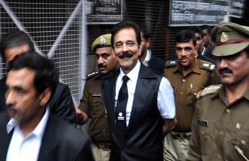 सुप्रीम कोर्ट का सहारा प्रमुख को 7 सितंबर तक 1500 करोड़ रूपए जमा कराने ...