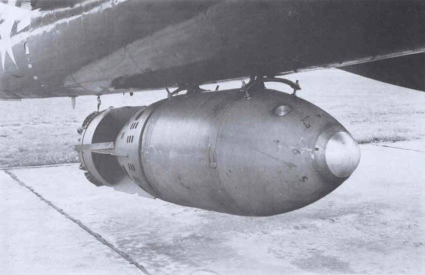 कनाडा में मिला 66 साल पहले छोड़ा गया परमाणु बम! नागासाकी पर गिरे बम ...