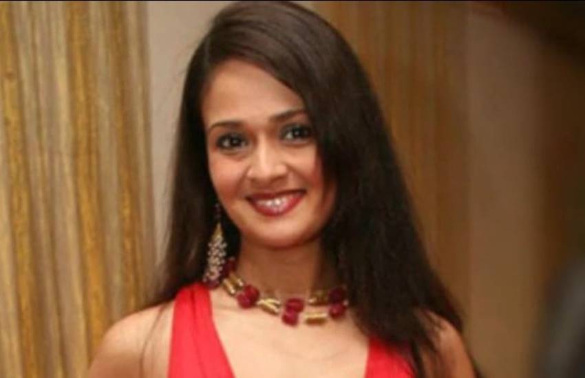 बिग बॉस 10 में वाइल्ड कार्ड एंट्री ले सकती है इमरान हाशमी के साथ काम कर ...