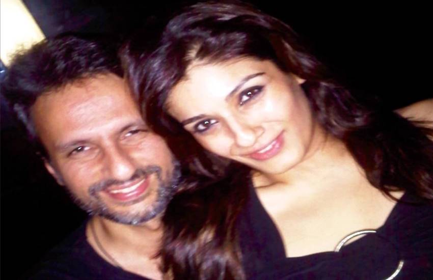 बॉक्स ऑफिस पर रवीना टंडन और पति अनिल थंडानी में टक्कर, एक साथ रिलीज ...