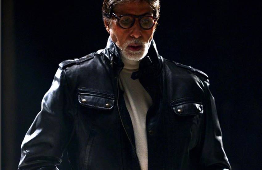 अमिताभ बच्चन ने उस पल को किया याद जब अचानक फिल्म के सेट पर पहुंचे थे ...