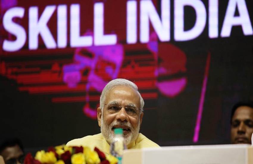नरेंद्र मोदी सरकार के स्किल इंडिया मिशन की हकीकत: ट्रेनिंग सेंटर की जगह ...