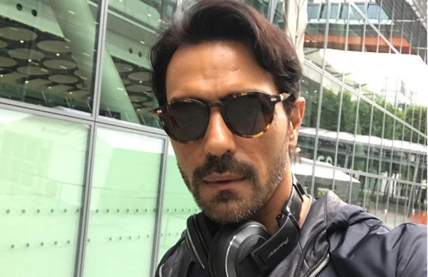 आधी रात में अर्जुन रामपाल का पीछा करते हुए उनके घर तक पहुंचे फैंस ...