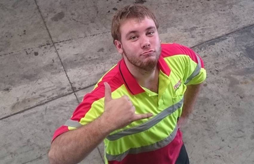 जीने का जुनून: कार हादसे के बाद 150 KM चला पैदल, पेशाब पीकर रहा जिंदा ...