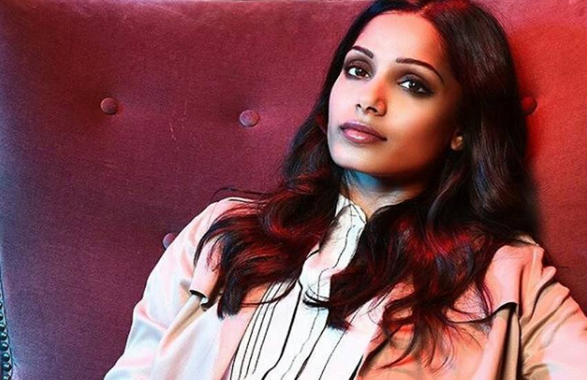 ‘स्लमडॉग मिलियनेयर’ की ये एक्ट्रेस करना चाहती थीं बार में काम, मां के ...