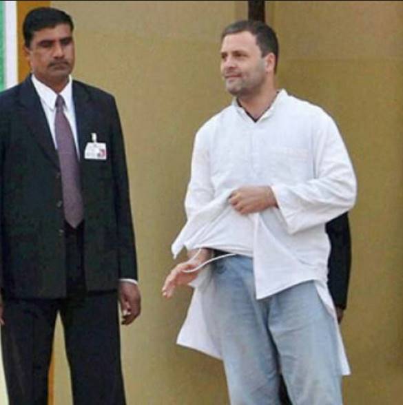 कांग्रेस उपाध्यक्ष के धर्म पर सवाल, जनेऊ पहने राहुल गांधी की इन तस् ...