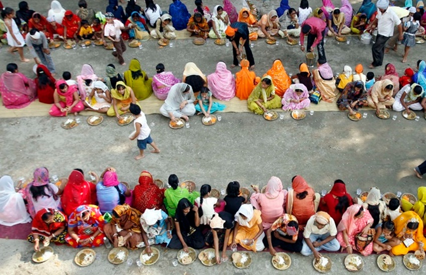 लंगर पर भी जीएसटी, नाराज गुरुद्वारा अधिकारी बोले- 450 साल में पहली बार ...