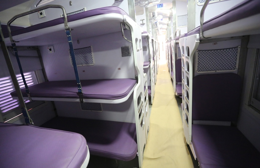 IRCTC, Indian Railway: बदलेगा एसी कोच का हाल, एक बोगी पर 10 लाख रुपये ...