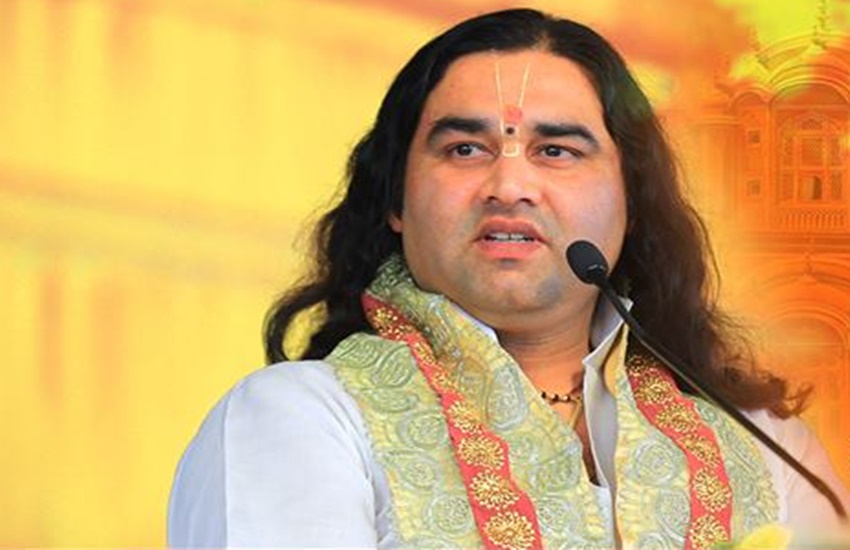 देवकी नंदन ठाकुर बोले- मंदिर के लिए पहल करें मुसलमान, मस्जिद बनाकर ...