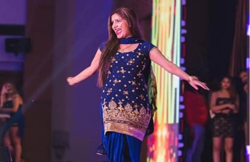 VIDEO : जब सपना चौधरी ने भोजपुरी में ‘कहा बुड़बक समझे हो का’, अंदाज-ए ...