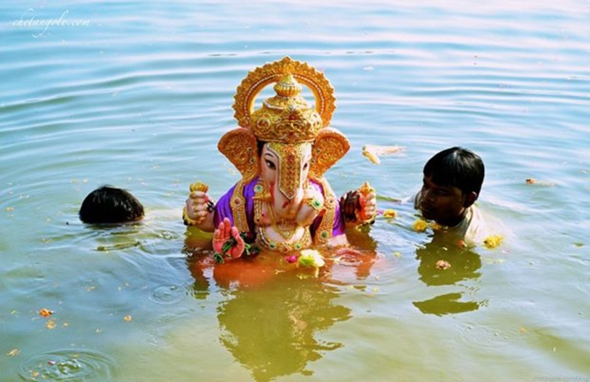 Ganpati Visarjan 2019 status, messages, quotes: गणपति विसर्जन इस खास ...