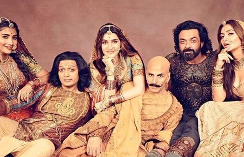 HouseFull 4 Box office Collection Day 10: 200 करोड़ का आंकड़ा छूने के ...