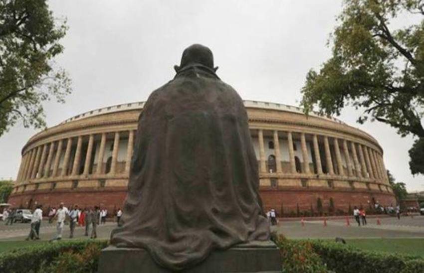 चौपाल: अनुशासन की कसौटी | Jansatta