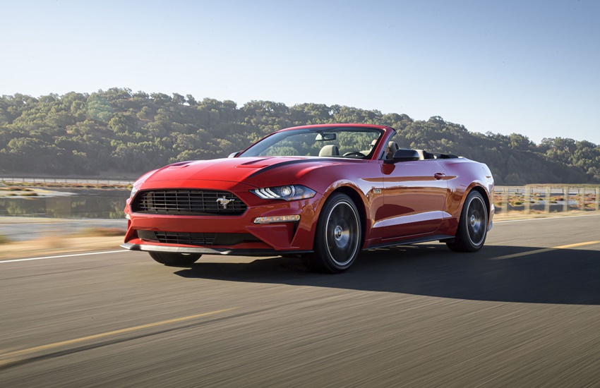 Ford Mustang: ये है दुनिया की सबसे ज्यादा बिकने वाली स्पोर्ट्स कार, 56 ...