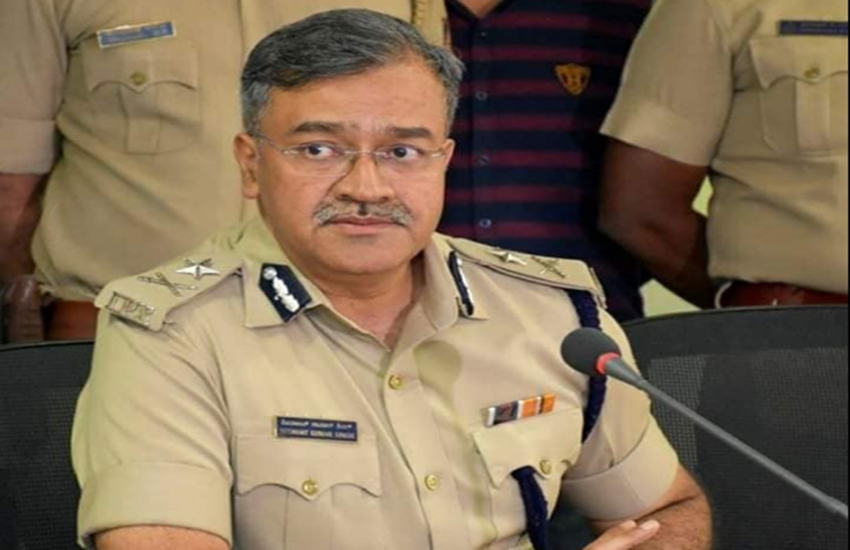 इस IPS अफसर का फोन नंबर ही बन गया प्रवासी मजदूरों के लिए हेल्पलाइन नंबर ...