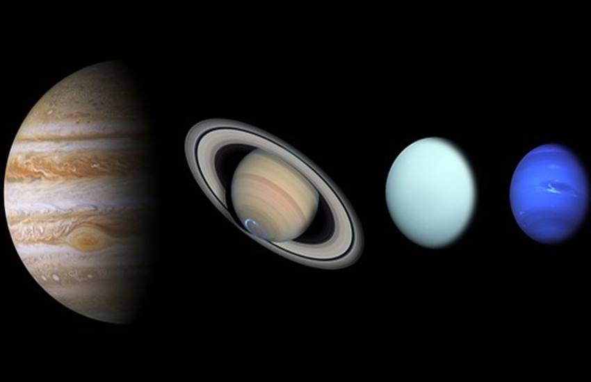 अगस्त में क्या रहेगी ग्रहों की चाल और इसका आपके ऊपर क्या पड़ेगा असर ...