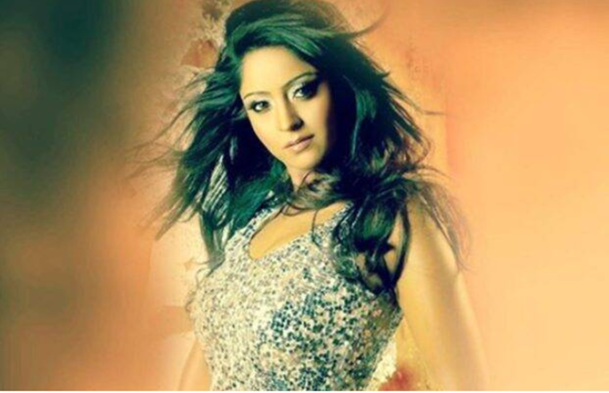 जब भोजपुरी एक्ट्रेस शुभी शर्मा को एक युवक ने की बदनाम करने की कोशिश, आ ...