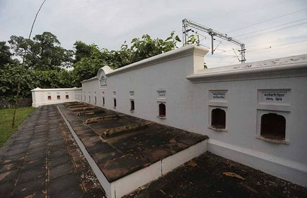 चौरी-चौरा कांड: जब प्रदर्शन कर रहे लोगों पर पुलिस ने चला दी गोली ...