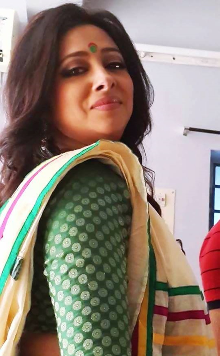 बंगाल चुनाव: एक्ट्रेस बनने के खिलाफ थे पिता, पढ़ाई के दौरान कर दी थी शादी, BJP ने खेला दांव ...