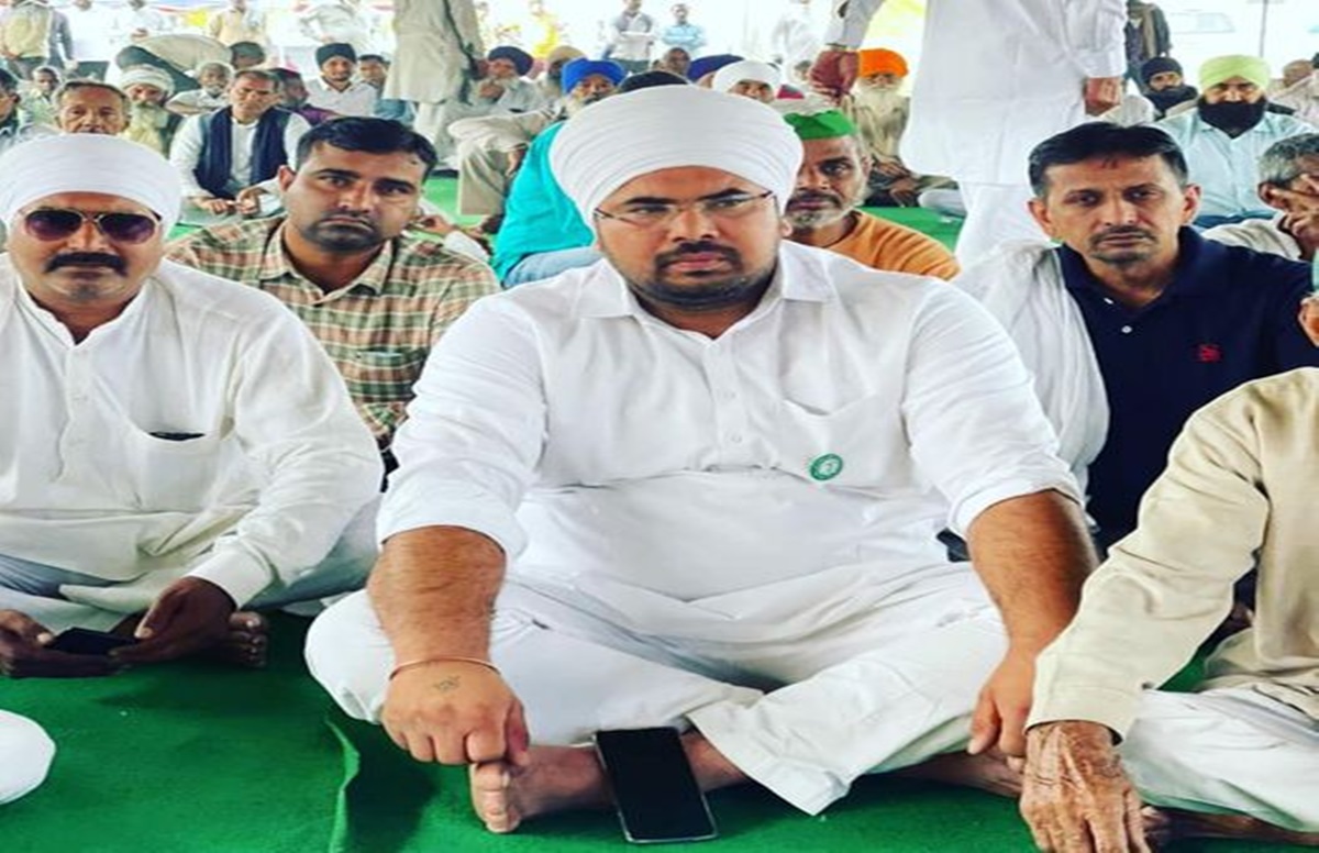 मंच पर उतरे राकेश टिकैत के भतीजे, जाानें क्या करते हैं गौरव टिकैत ...