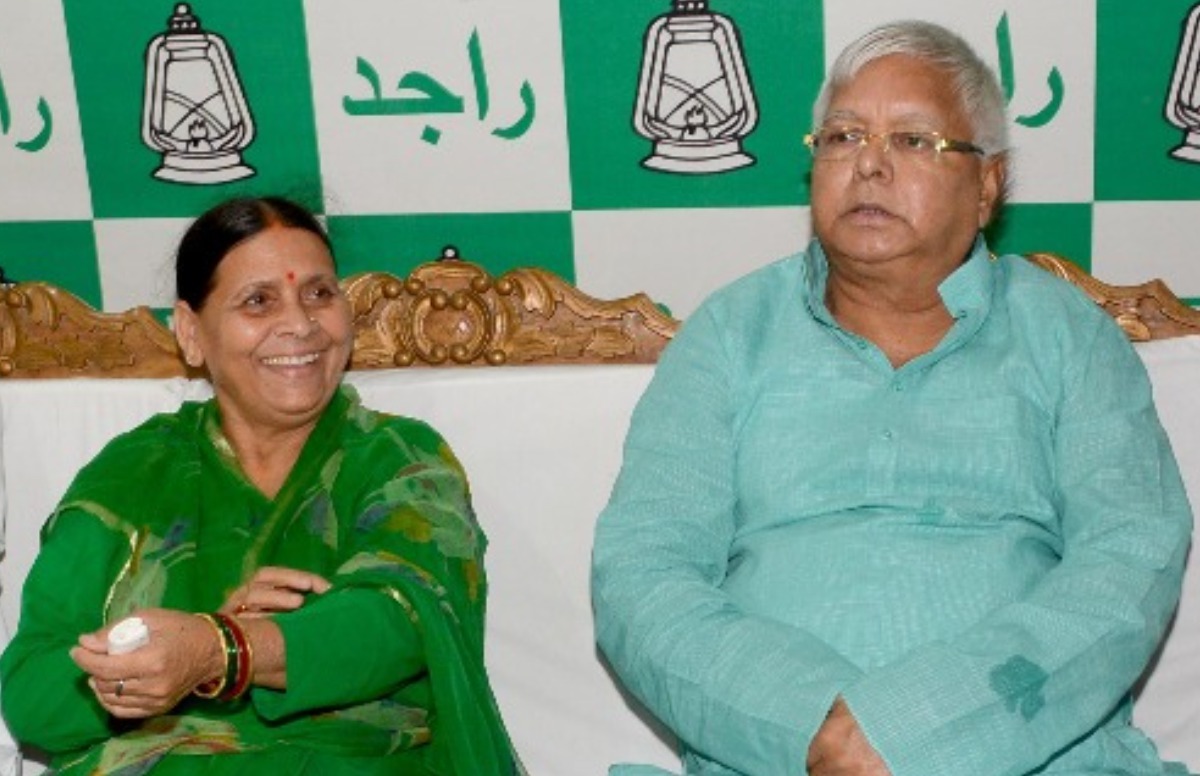 लालू ने बगैर देखे ही राबड़ी को कर दिया था ‘पास’, शादी के बाद फैल गई थी ...