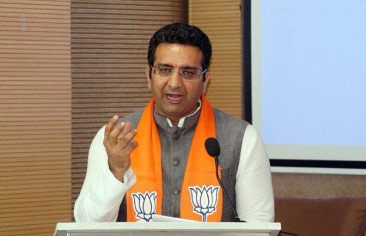 एक- दूसरे के कपड़े फाड़ने के आगे भी मौके मिलेंगे लेकिन..-डिबेट में भिड़ ...