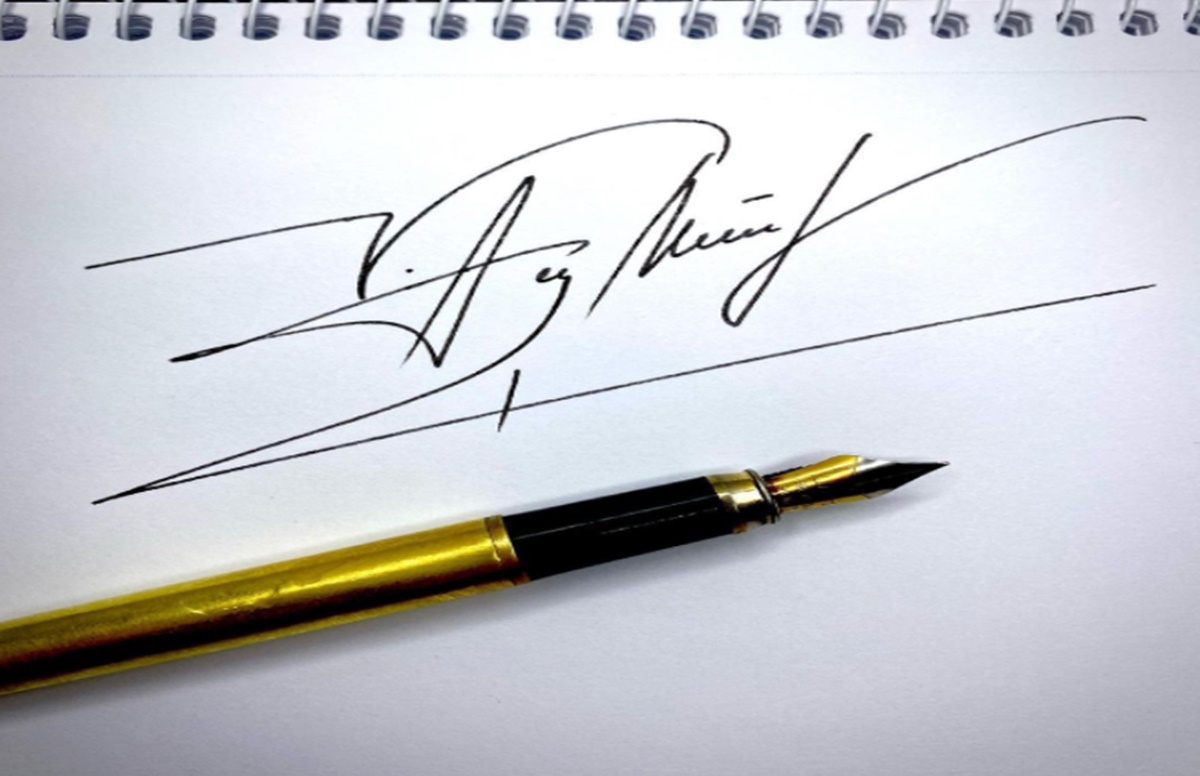 Signature Analysis: सिग्नेचर करने का तरीका बताता है आपके स्वभाव से ...