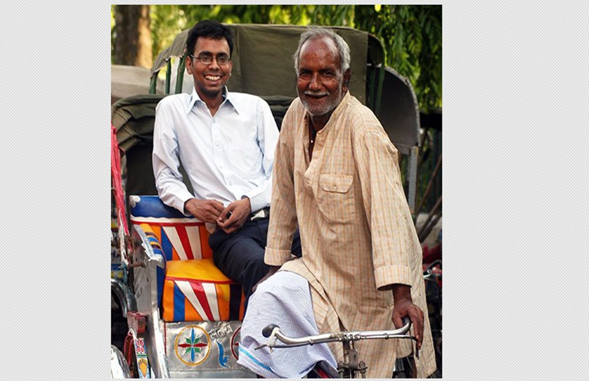 ‘रिक्शा चलाओगे’, रिक्शेवाले के बेटे को सब देते थे ताना; IAS बन दिया था ...