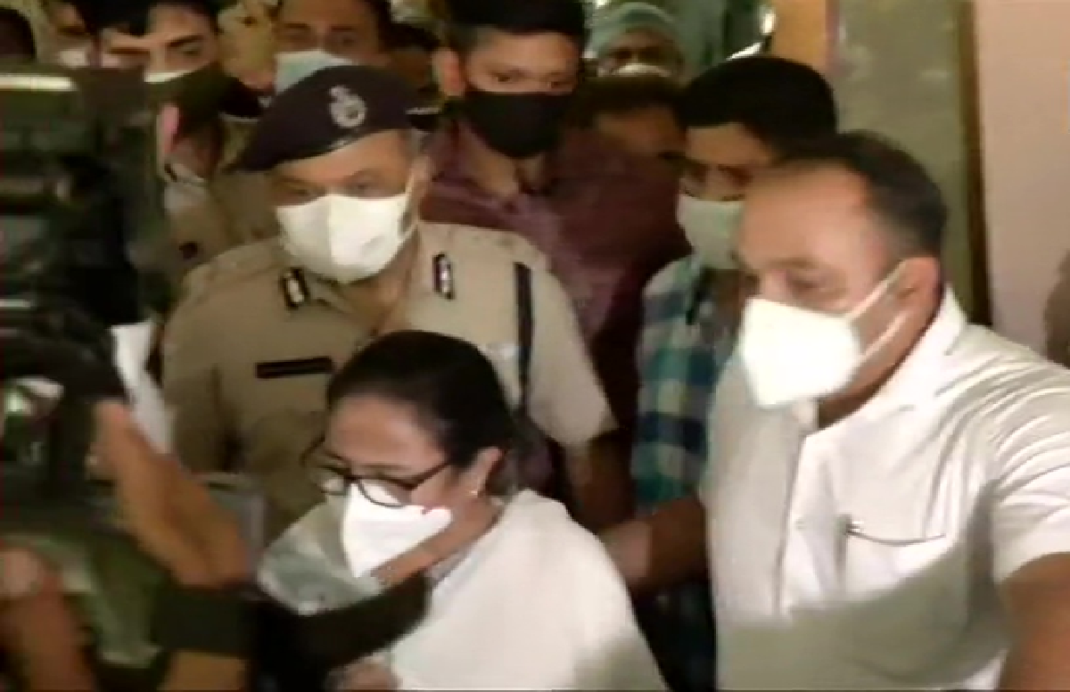 नारद स्टिंगः कोलकाता HC ने हलफनामा लेने से मना किया तो ममता जा पहुंची SC | Jansatta