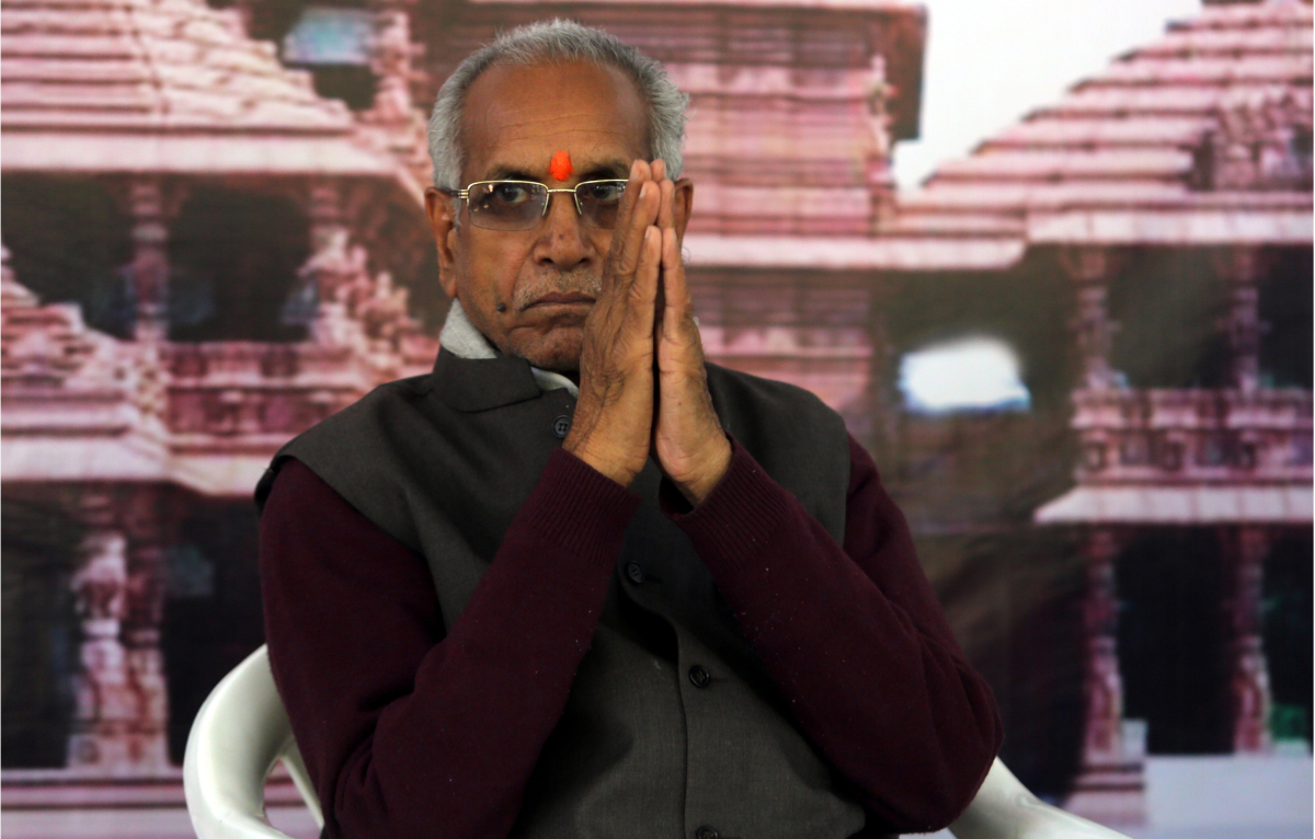 राम मंदिर विवादः चंपत राय के खिलाफ आपत्तिजनक बातें कीं पोस्ट, तीन पर ...