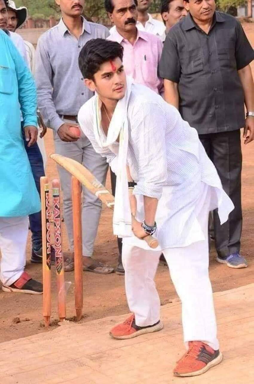 Jyotiraditya Scindia Family