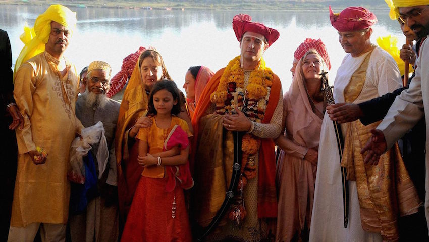 Shahrukh Khan Vs Jyotiraditya Scindia Inlaws Vijay krishna: When Godrej ...