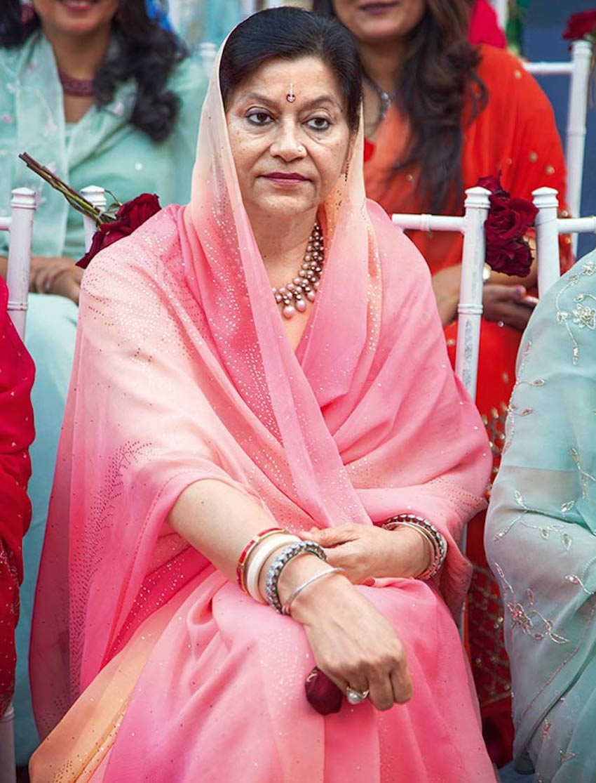 Jyotiraditya Scindia Vs Devyani rana: know all about Vasundhara Raje ...