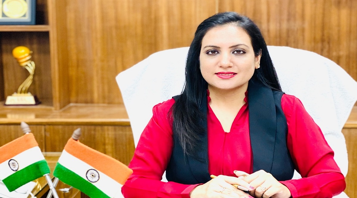 UPSC Prelims Main Exam Online Study How Can Become IAS Officer Sonal ...