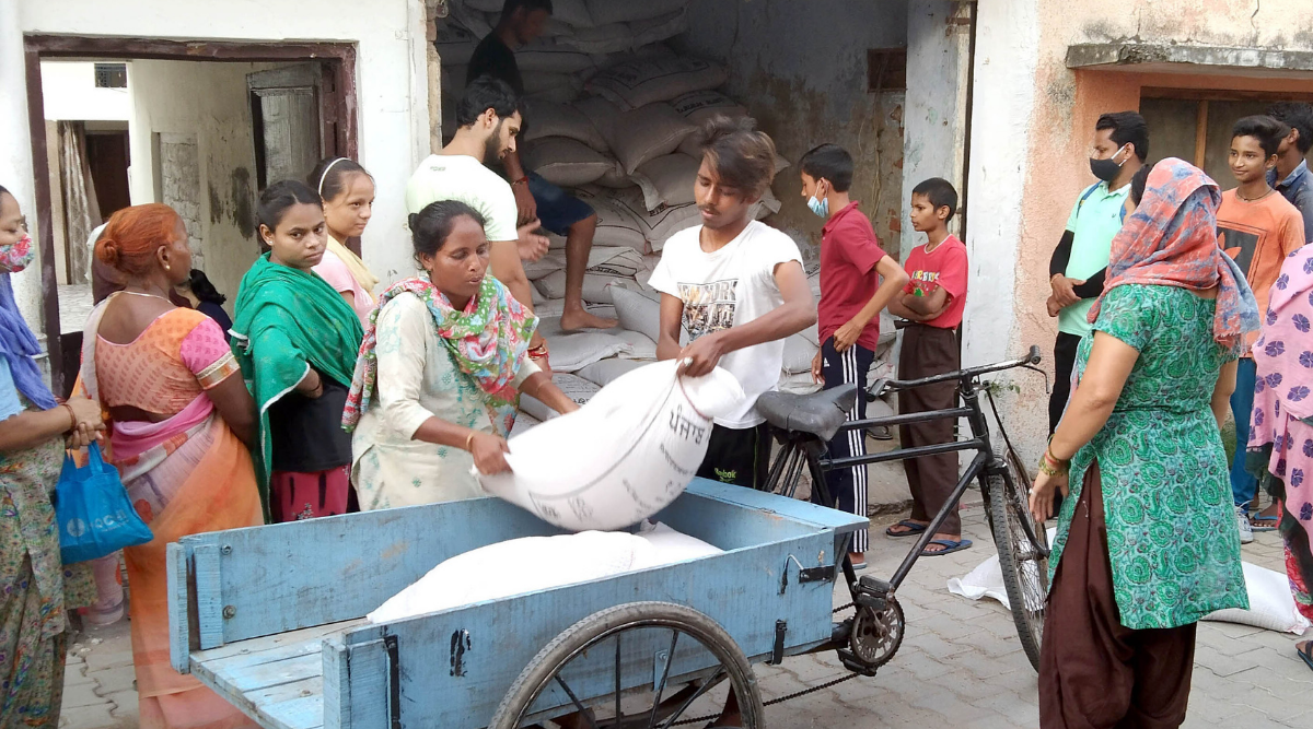 Delhi Cabinet decides to extend distribution of free ration till May ...