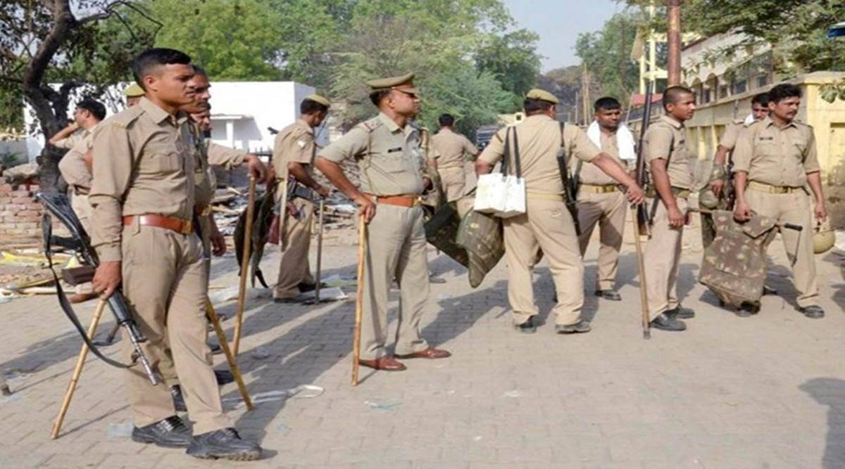 Police Lathicharge On Students In Prayagraj Ex IAS Surya Pratap Singh ...