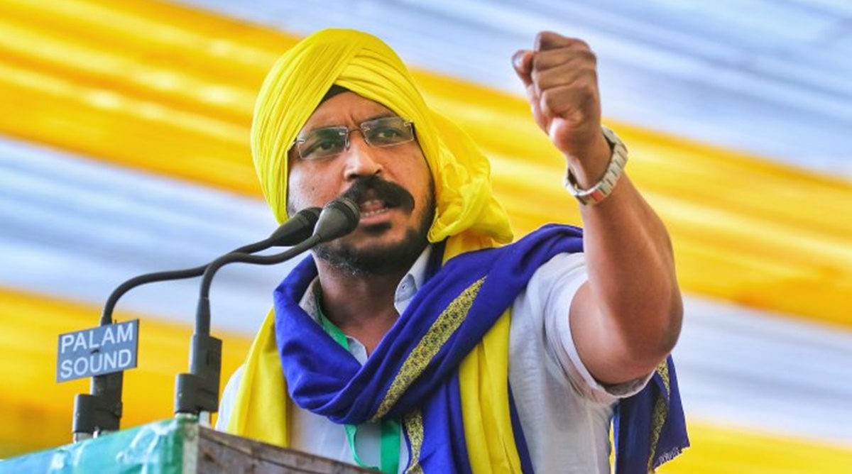 Yogi Adityanath vs Chandrashekhar Azad Aaj Tak news channel reporter ...