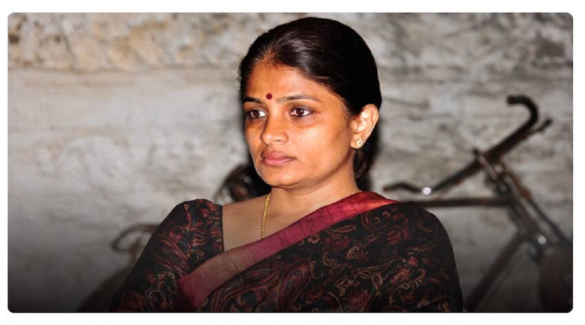 UP Election: Wife Of Dhananjay Singh, Srikala Reddy backs his Husband ...