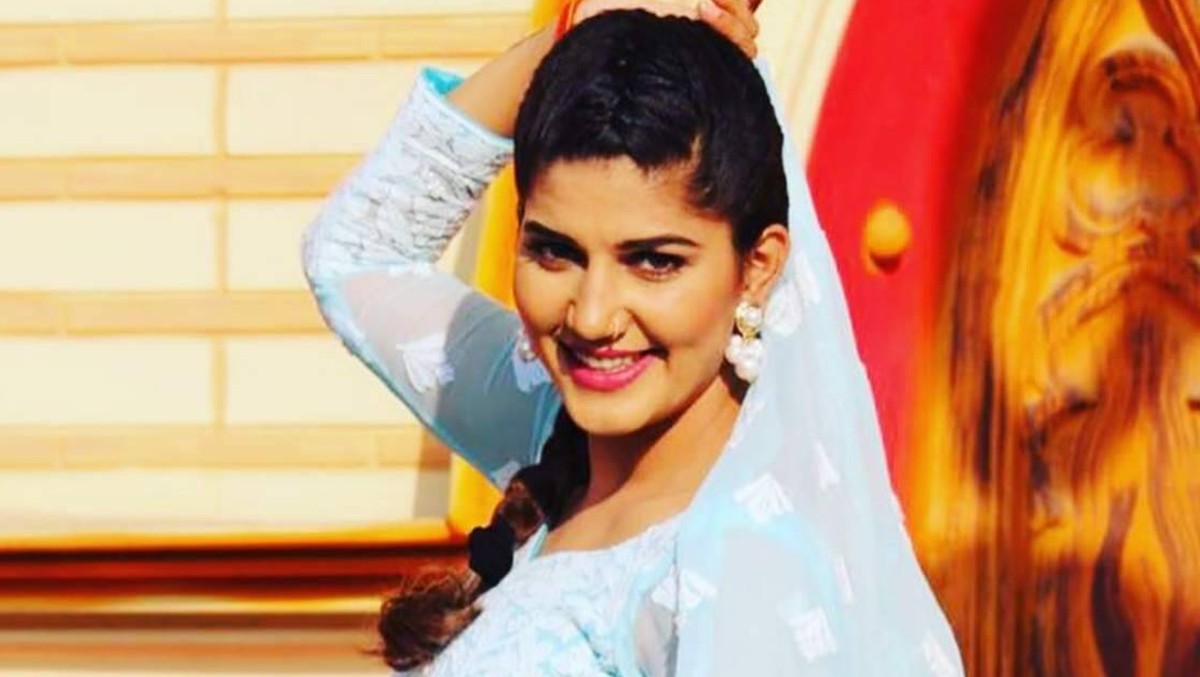 Sapna Chaudhary health deteriorated during the live show in mp had to ...