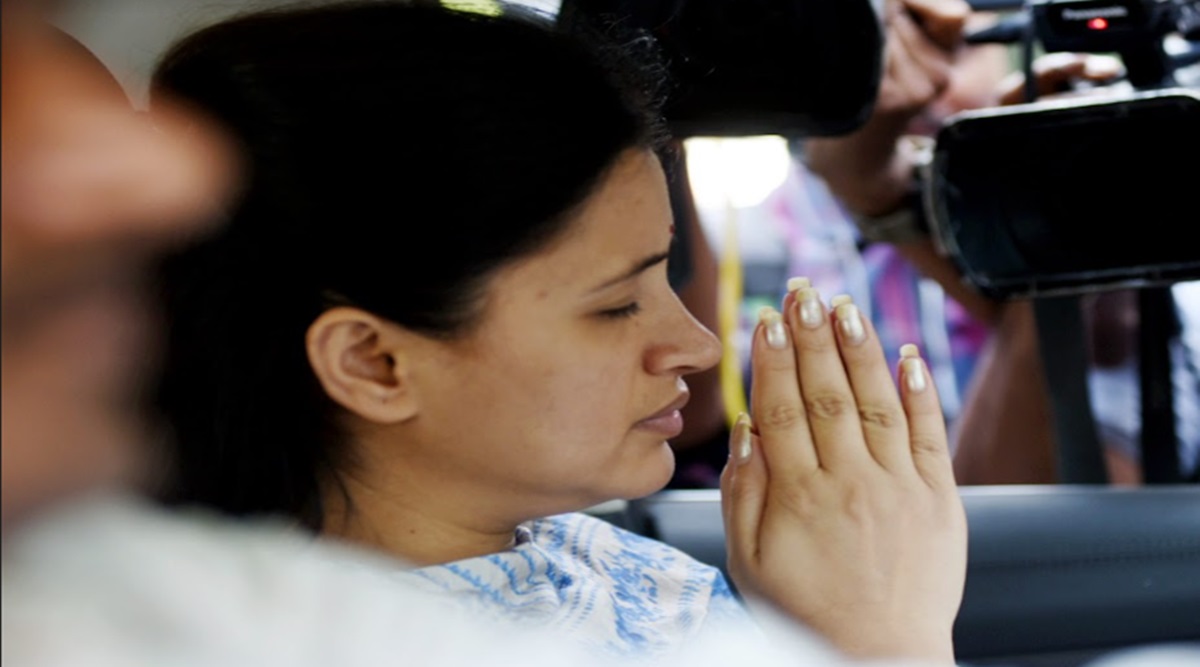 Independent MP Navneet Rana and her husband Ravi Rana trapped in ...