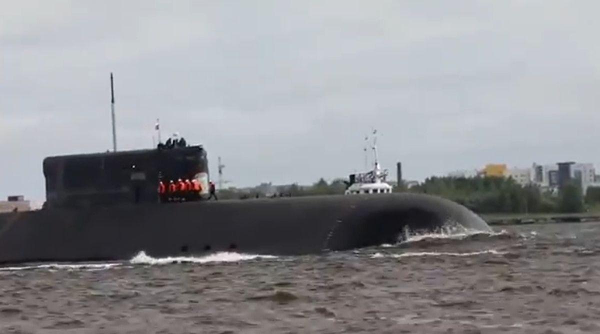 Russia Ukraine War World longest submarine K 329 Belgorod joins russian ...