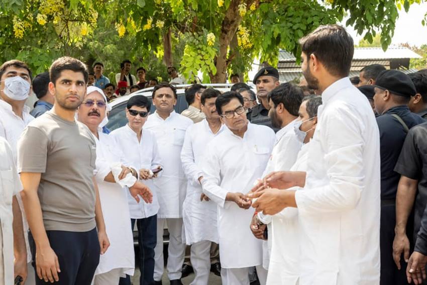 Sadhana Gupta: Mulayam Singh Yadav Wife Death bring together whole ...