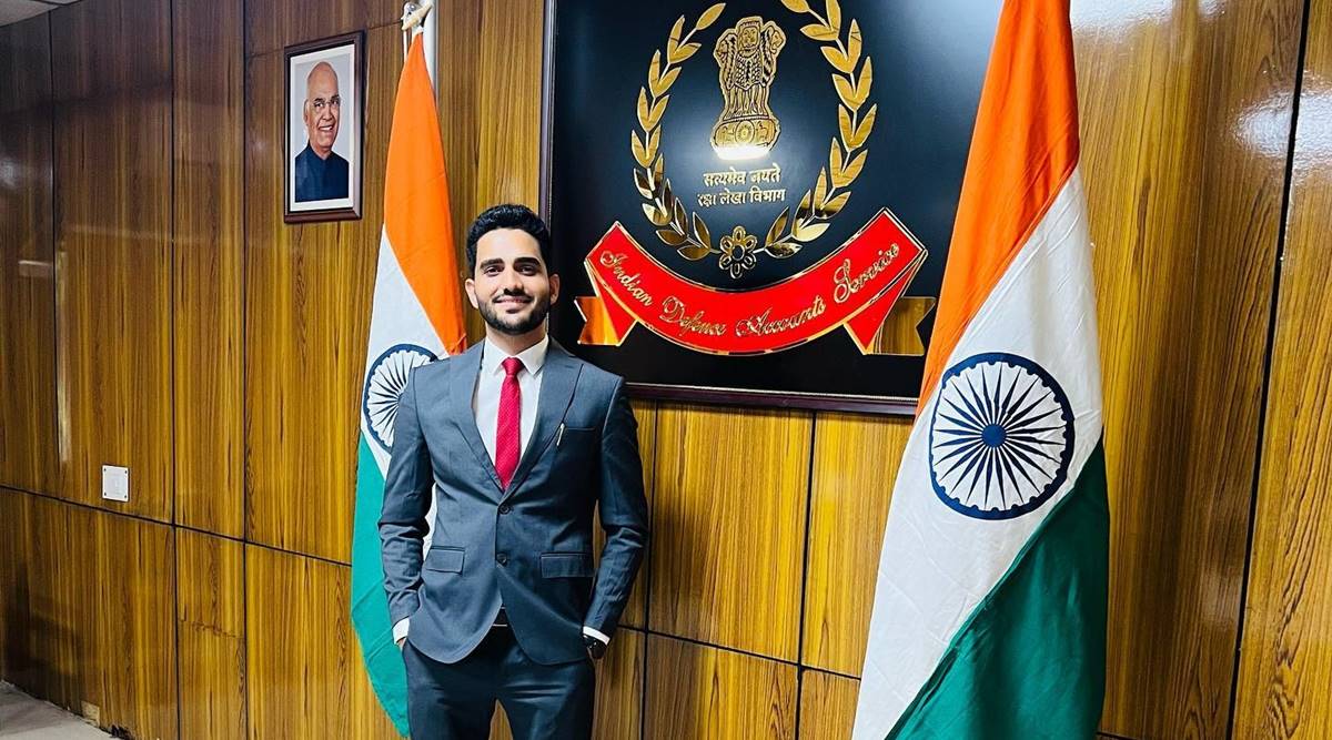 UPSC Success Story Ravi Kumar Sihag from Hindi medium cleared Civil ...