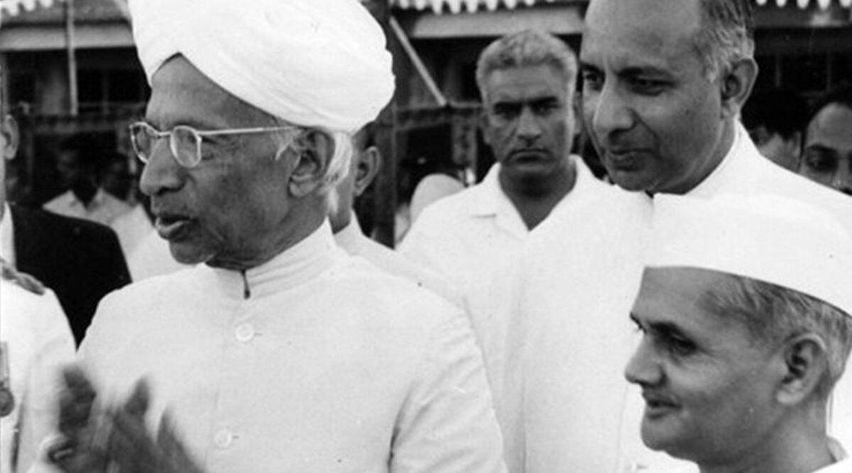 Four Vice president who elected unopposed Sarvepalli Radhakrishnan ...