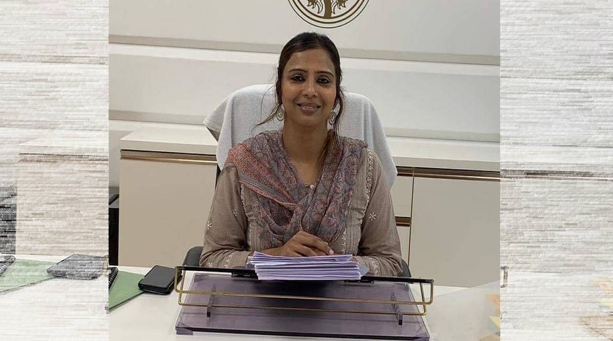 IAS Kinjal singh success stories Father murdered, mother dies of cancer, still not giving up ...