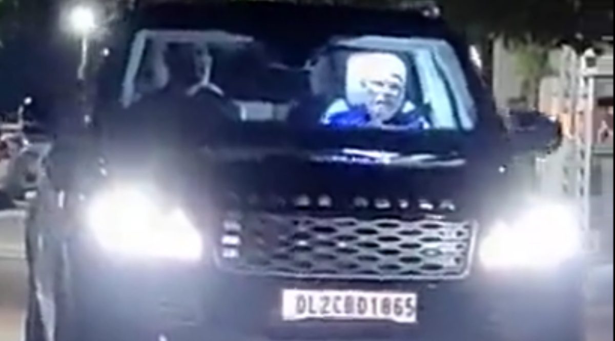 Congress leader Srinivas took a jibe at the light burning in PM Modis ...