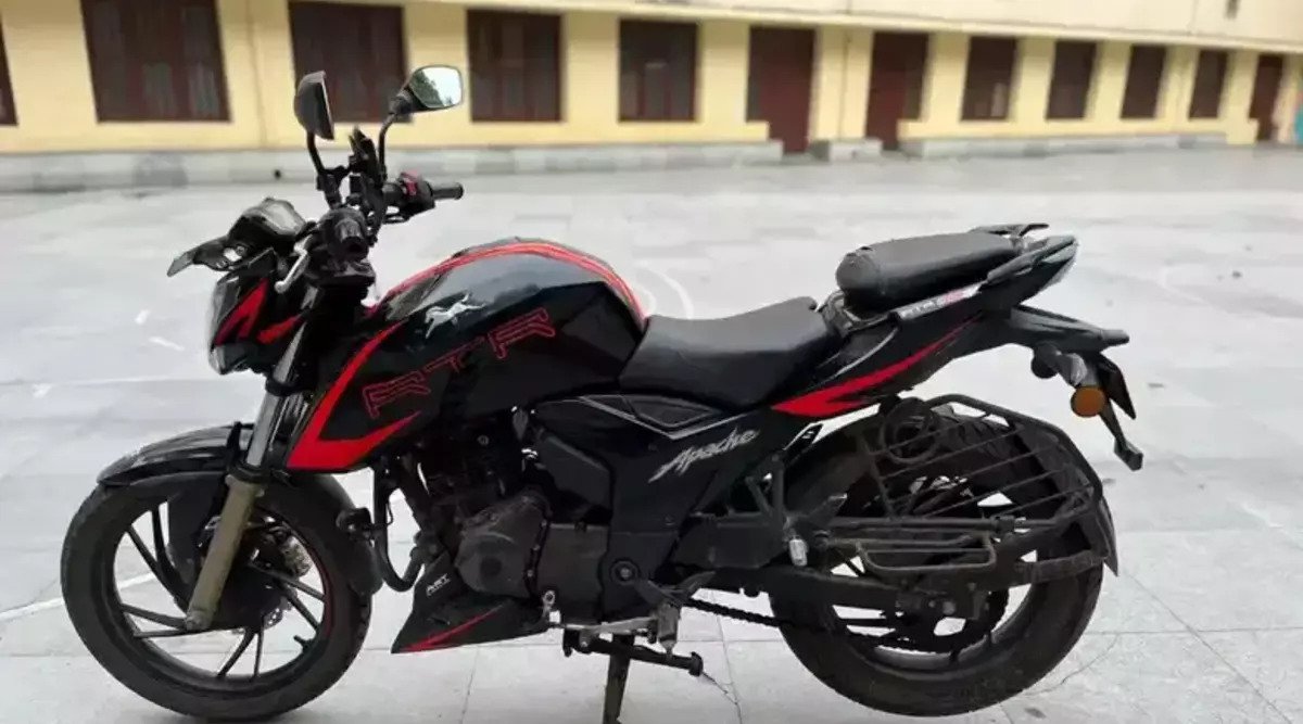Second Hand TVS Apache RTR 200 in 35000 read offers and complete ...